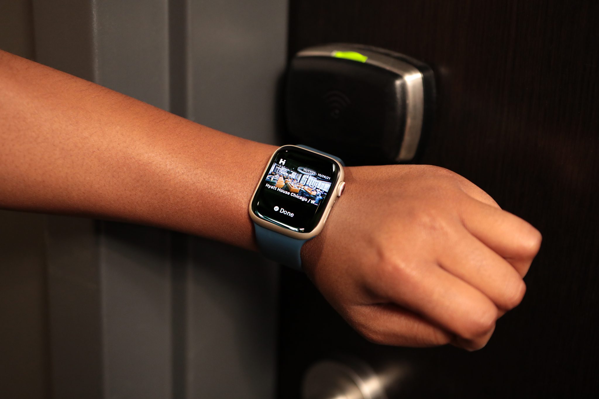 Hyatt introduces room keys in Apple Wallet - Arabia Travel News