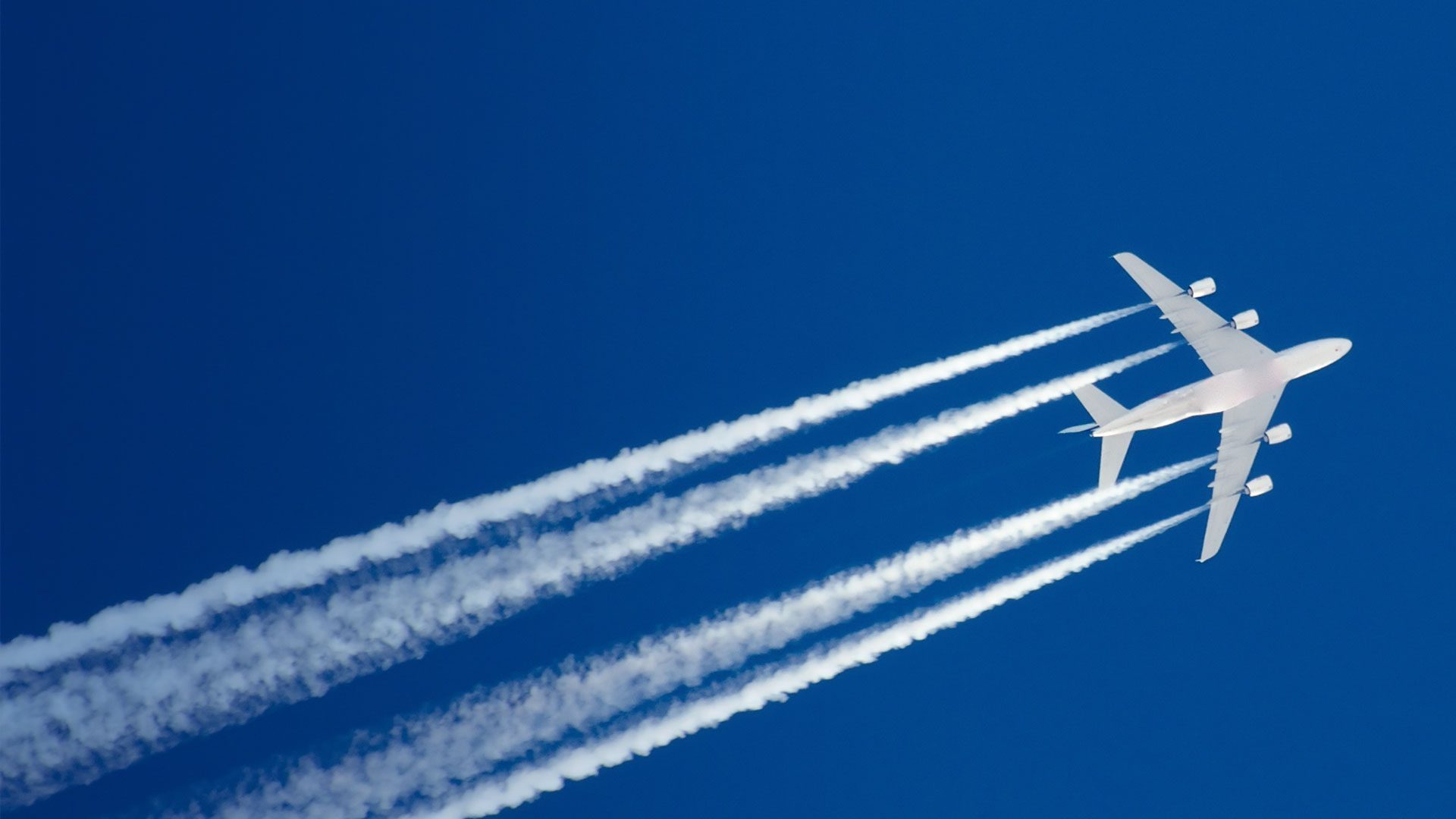 IATA seeks more data on contrails, their climate effect - Arabia Travel News